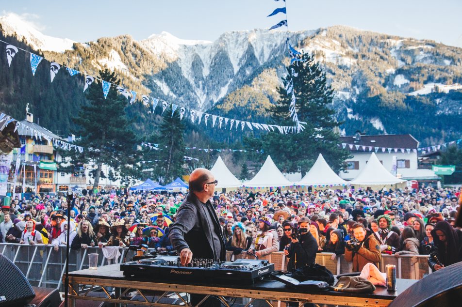Snowboarding Festivals: Top 4 Events Every Enthusiast Should Attend